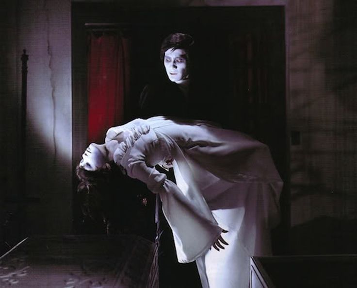 Girls 'N' Ghouls - The Movie Monster Obsession With Carrying Off Women ...